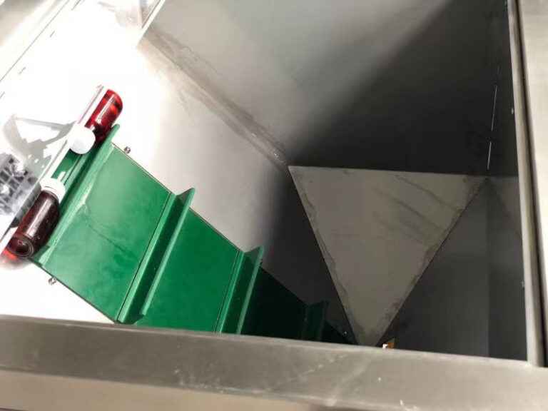 Bottle Feeder Machine For Small Bottles - VKPAK