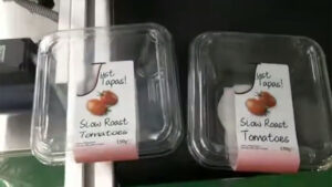 Clamshell Labeling Machine, Clamshell Label Applicator Machine - VKPAK